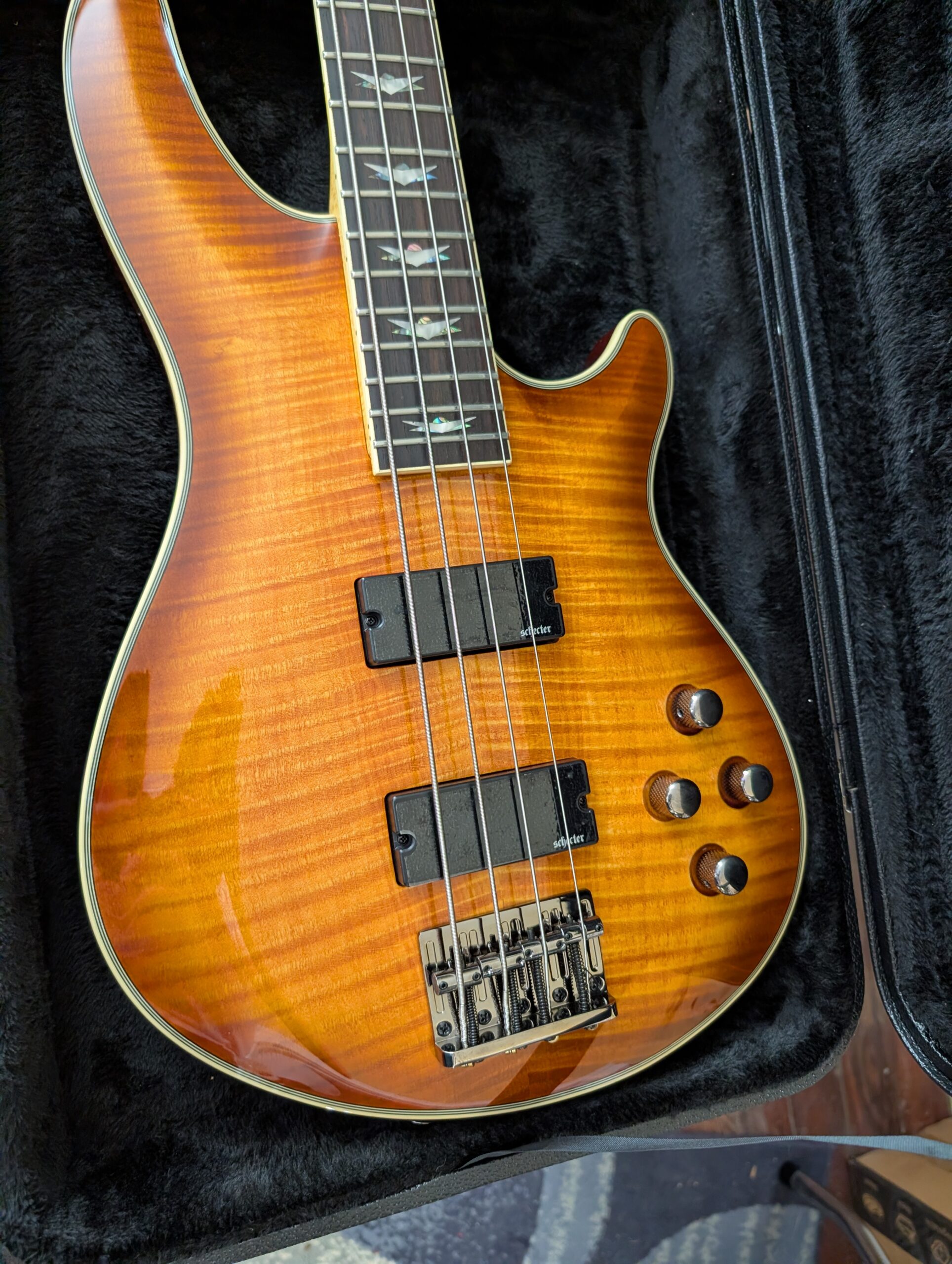 Schecter Guitar Research Omen Extreme-4 Electric Bass Guitar Vintage ...