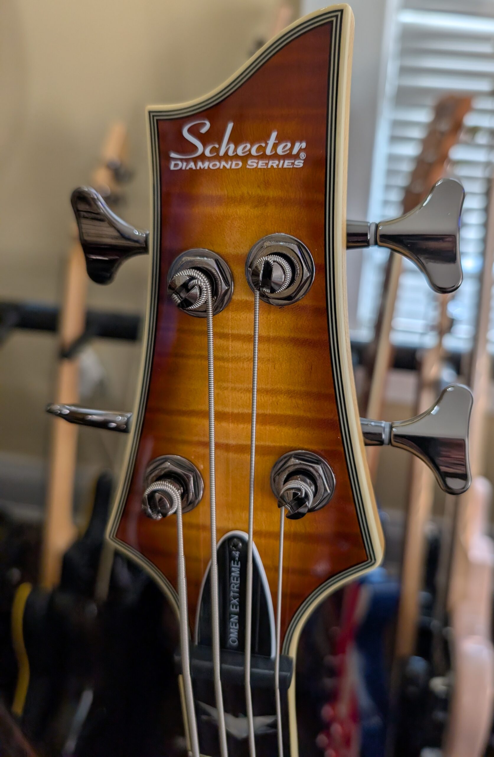 Schecter Guitar Research Omen Extreme-4 Electric Bass Guitar Vintage ...