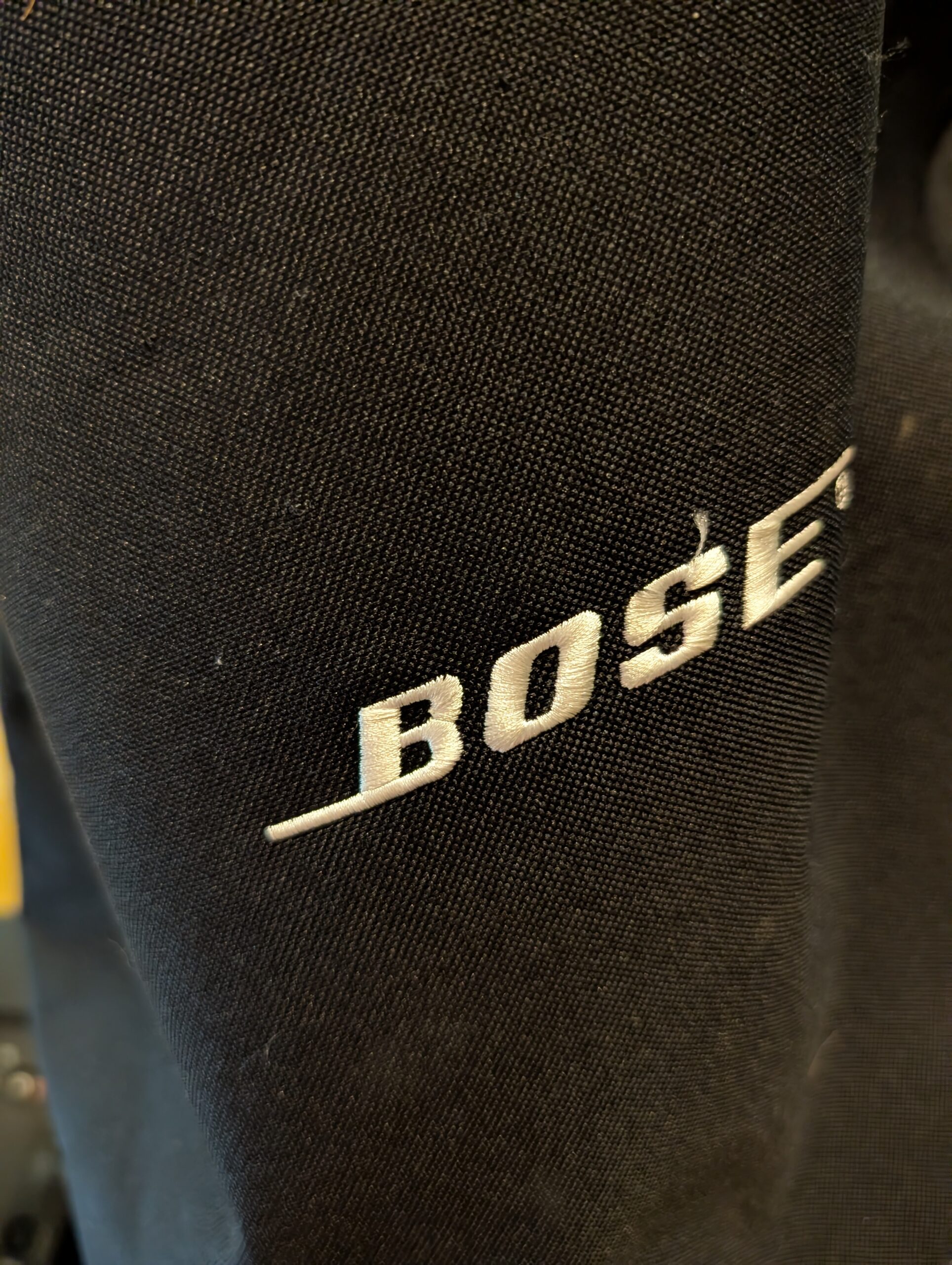 Bose L1 Compact Portable Line Array System – Music Plays On